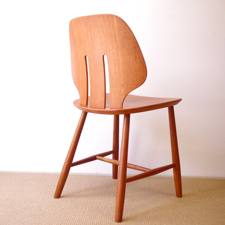 Ejvind A.Johansson / Dining chair J67 | こまものと北欧家具の店Salut（サリュ）：鎌倉にある ...